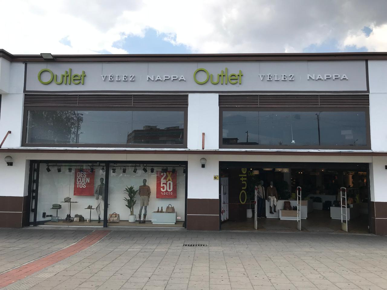 Centro Comercial Outlet de las Américas