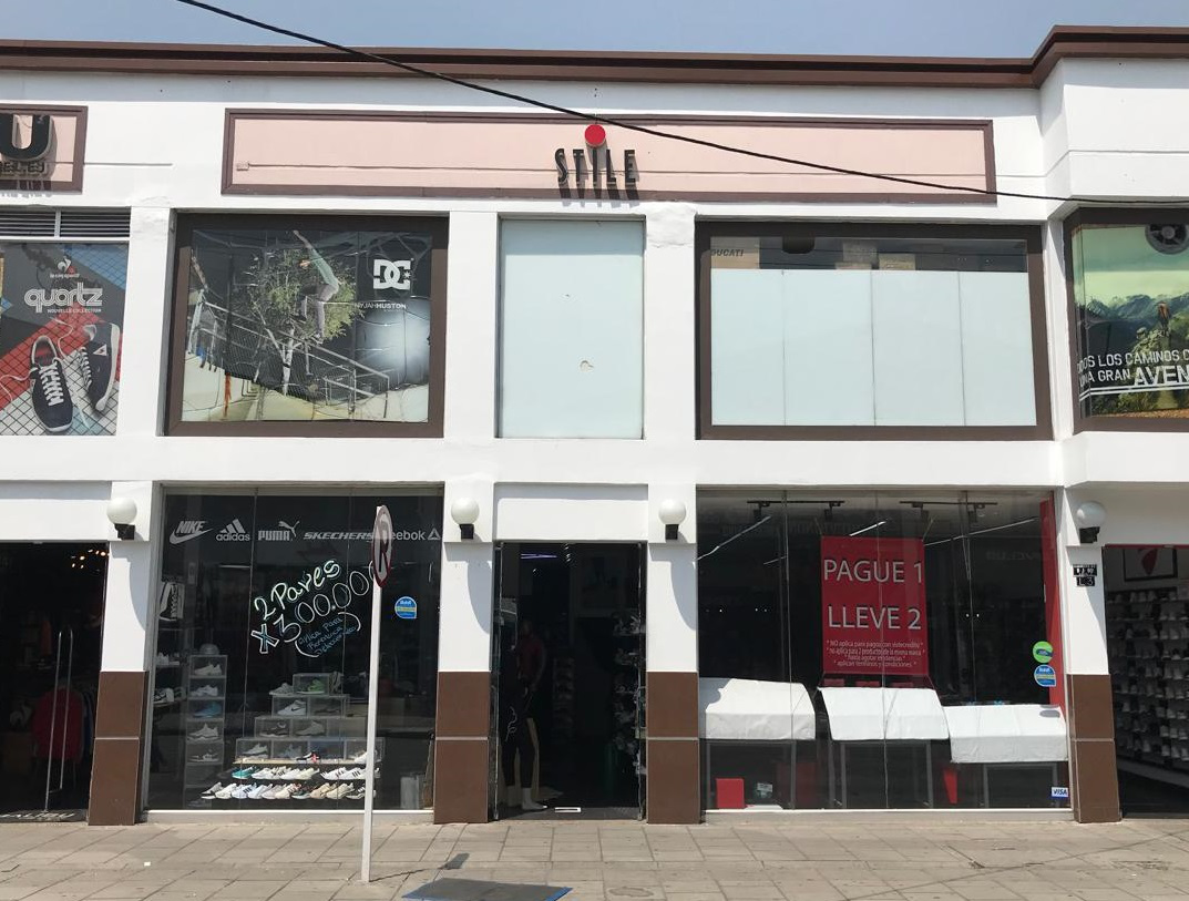 Centro Comercial Outlet de las Américas